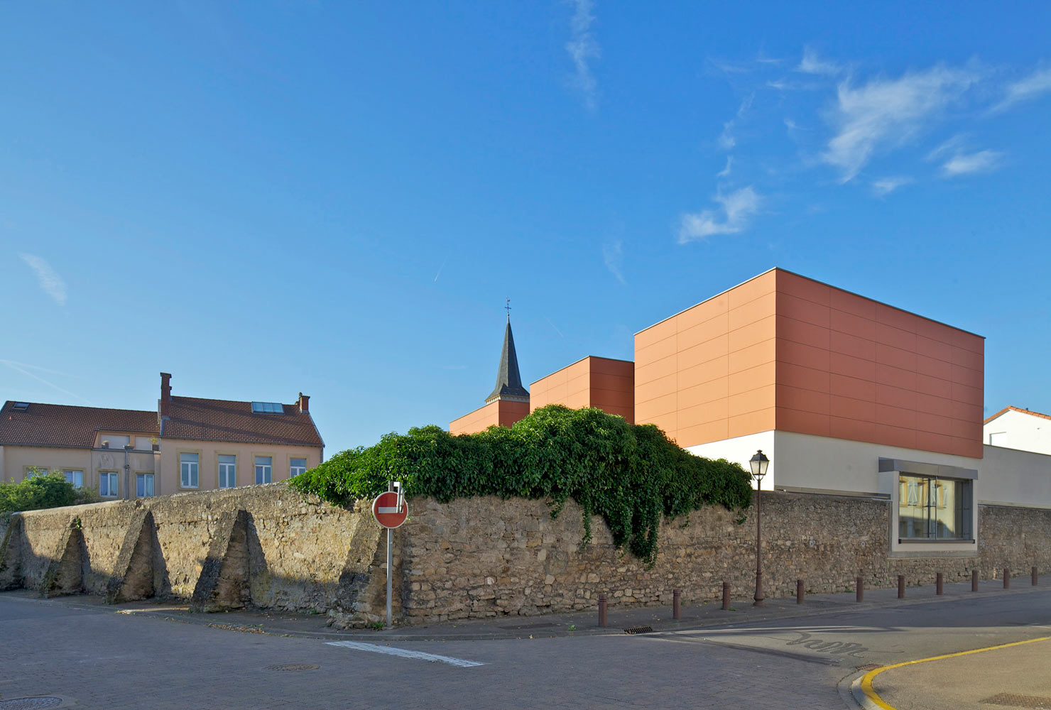 Mil Lieux | MANOM MAISON DES ASSOCIATIONS